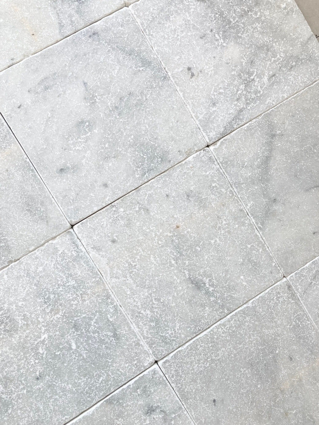 Carrara Tumbled Marble (Sample) – Terzetto Stone & Porcelain